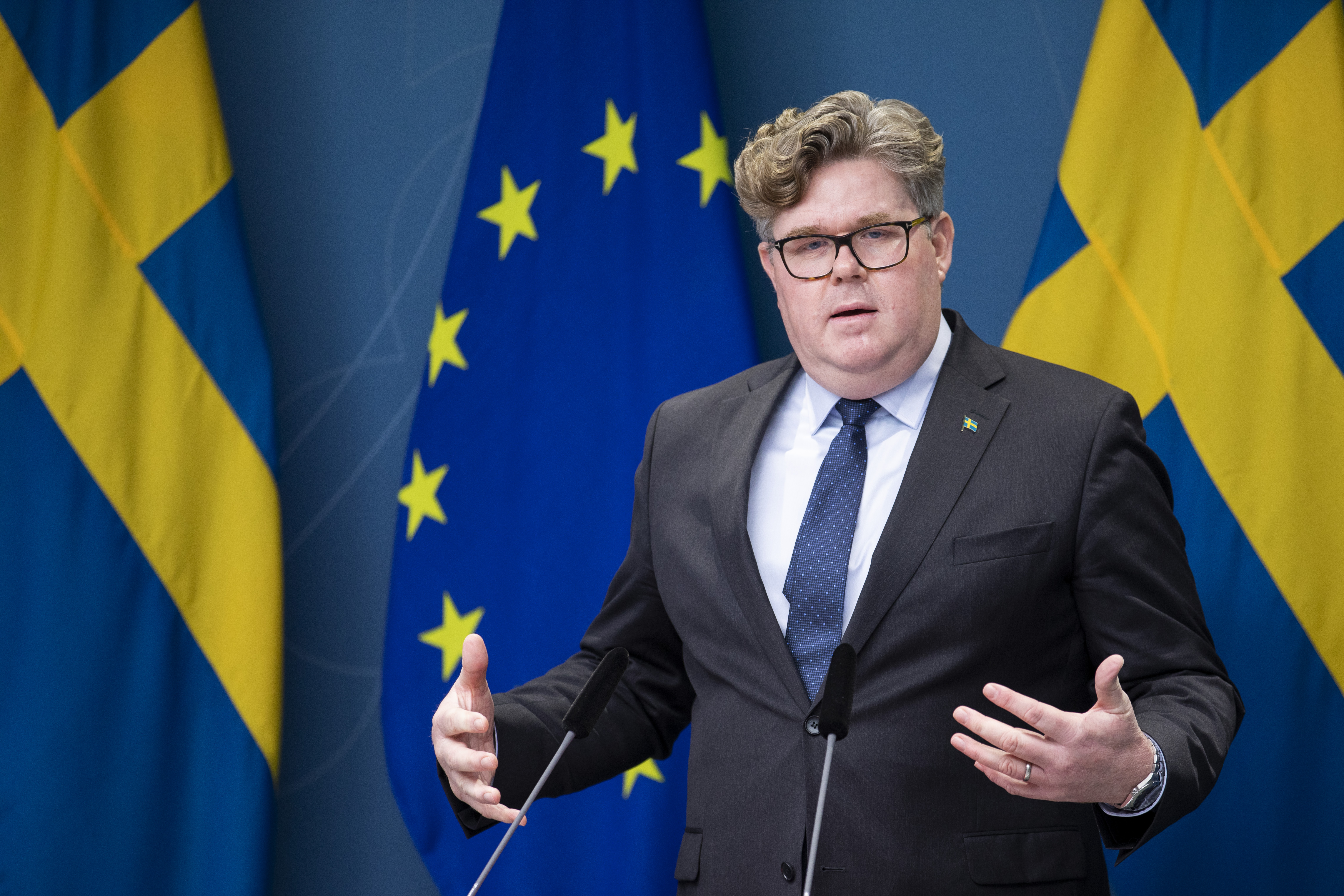 Regeringen backar om att sätta 13-åringar i fängelse – Petterssons gör ...