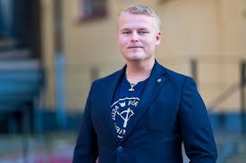Daniel Lönn (SD) avgår – Petterssons gör Sverige lagom!